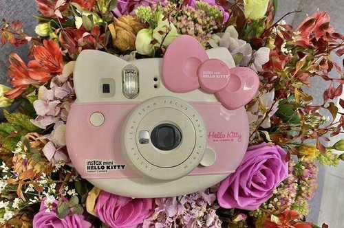 Fujifilm Instax Mini Hello Kitty