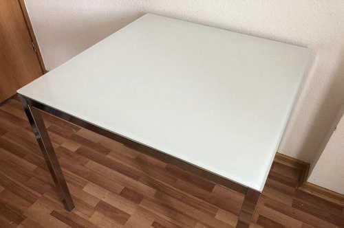 Обеденный стол IKEA torsby