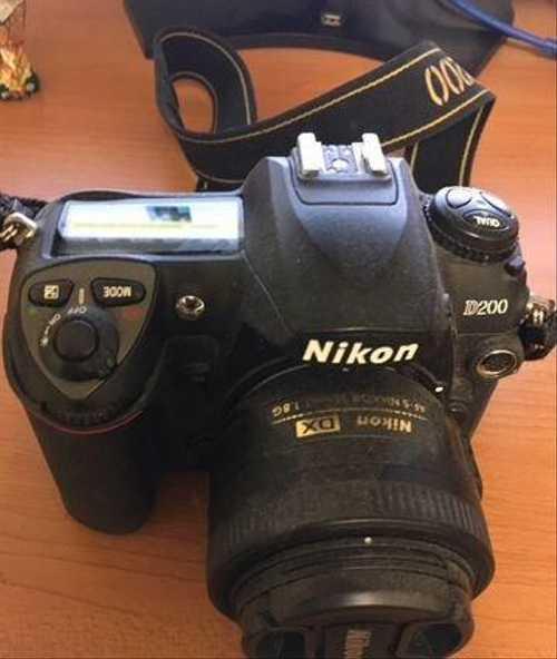 Зеркальный фотоаппарат Nikon D200