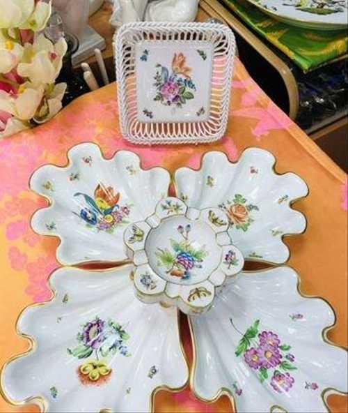 Сухарница Королева Виктория и вазы-раковины херенд