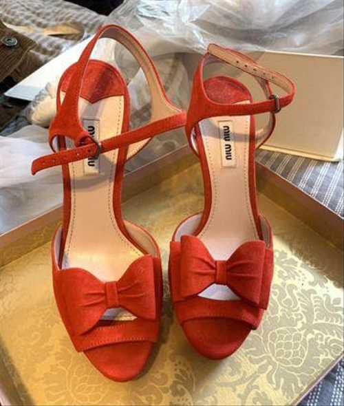 Босоножки Miu Miu