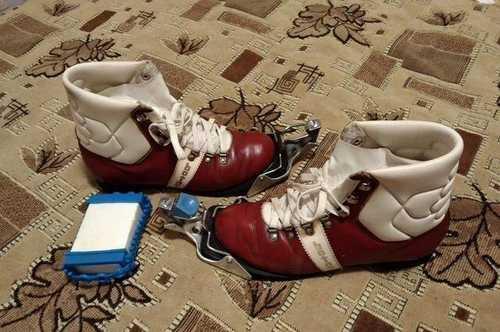 Чешские лыжные ботинки Botas с креплением. 37 р