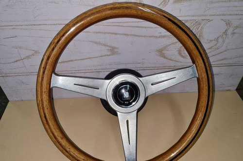 Руль, дерево. Nardi Torino