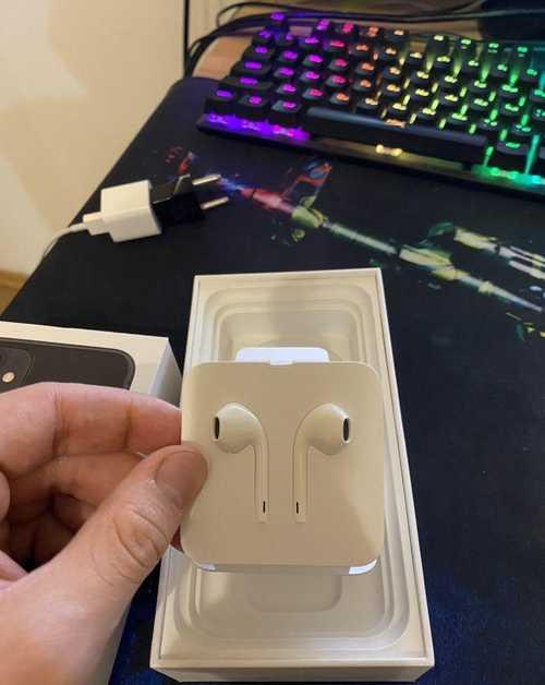 Наушники Apple EarPods разъём lighting