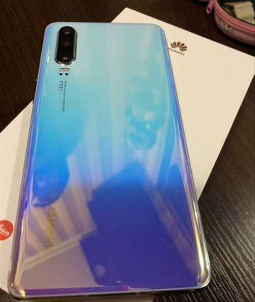 Телефон Huawei P 30