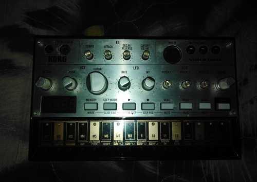 Korg volca bass