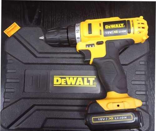Шуруповерт DeWalt