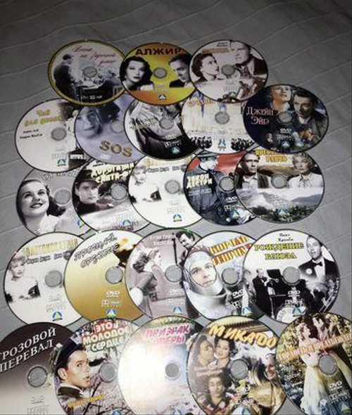 23 DVD с голливудскими фильмами