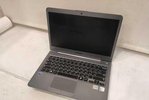 Ноутбук Samsung NP535U3C-A04RU