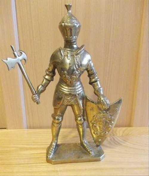 Статуэтка бронзовый рыцарь