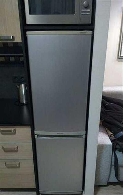 Узкий двухкамерный холодильник samsung