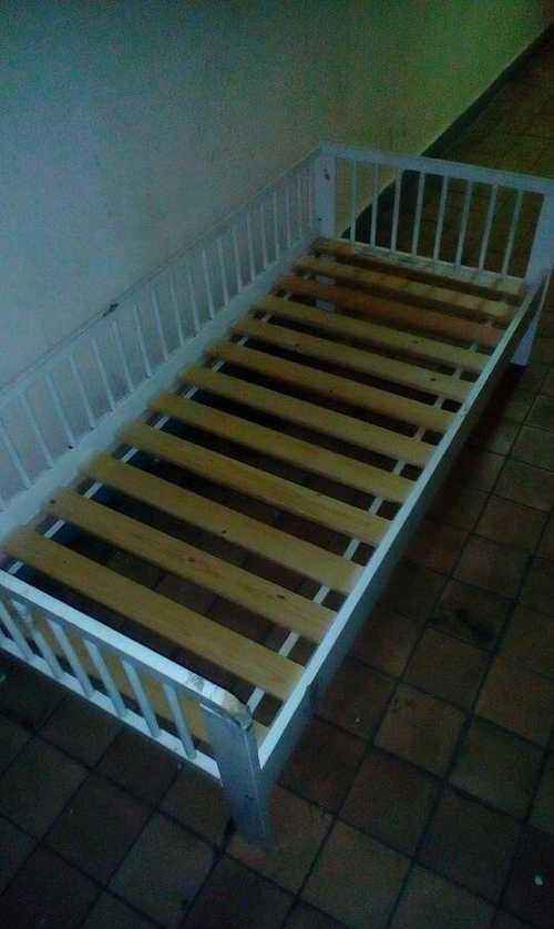 Подростковая кровать IKEA