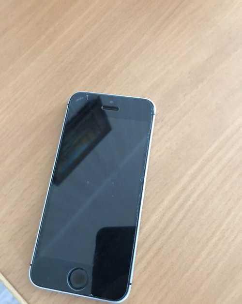 Телефон iPhone5se