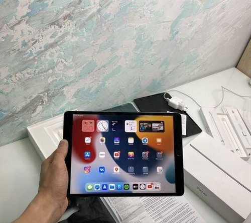 iPad Air 3 (2019). Space Gray. 10,5"