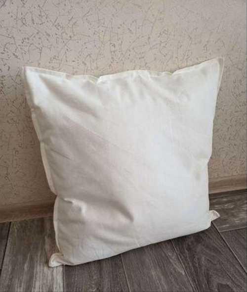Подушка с чехлом IKEA Гурли Gurli 50х50 Белый