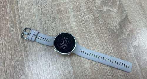 Ря - Умные часы Polar Vantage V2