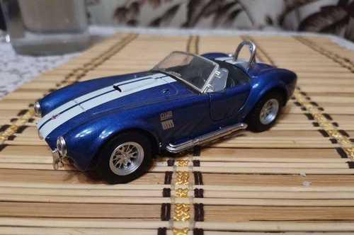 Коллекционная модель Shelby Cobra