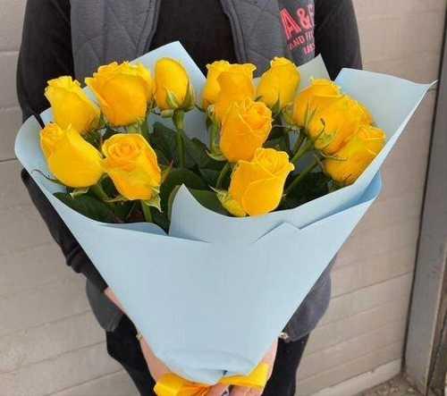 Букет цветов из 15 солнечных роз