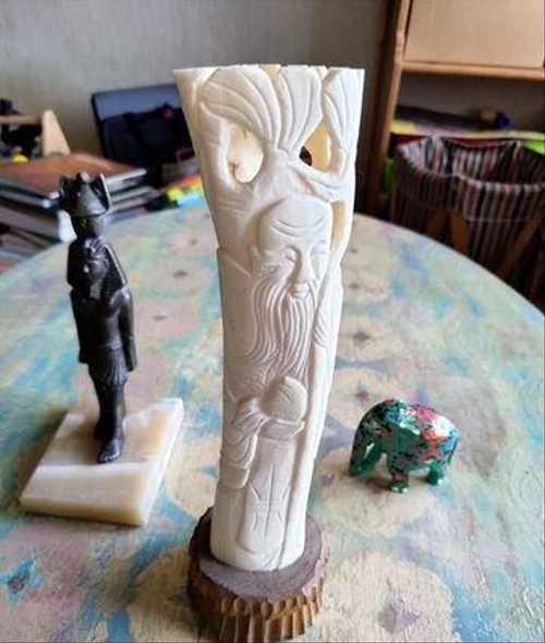 Интерьерные статуэтки резьба по кости дерево