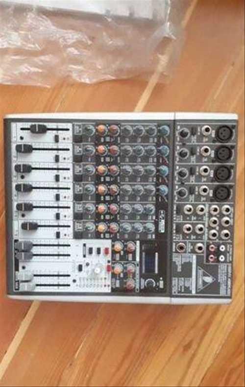 Микшерный пульт usb Behringer xenix X1204USB