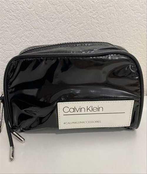 Косметичка женская Calvin Klein