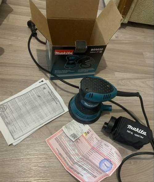 Машина шлифовальная Эксц Makita BO5030