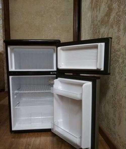 Холодильник Shivaki shrf-90DP
