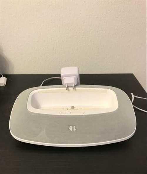JBL OnBeat Mini Speaker dock for iPhone, iPad