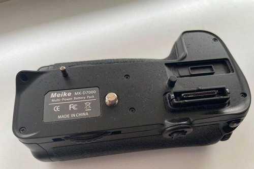 Батарейный блок-ручка для Nikon D7000