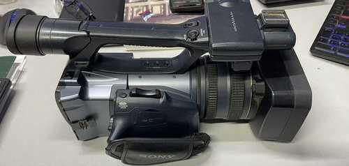 Видеокамера sony DCR-VX2200E