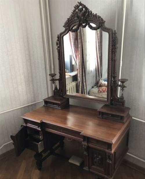 Старинные дамский туалетный столик + шкаф (19 век)