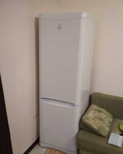 Холодильник Indesit B18.025 Wt.SNG