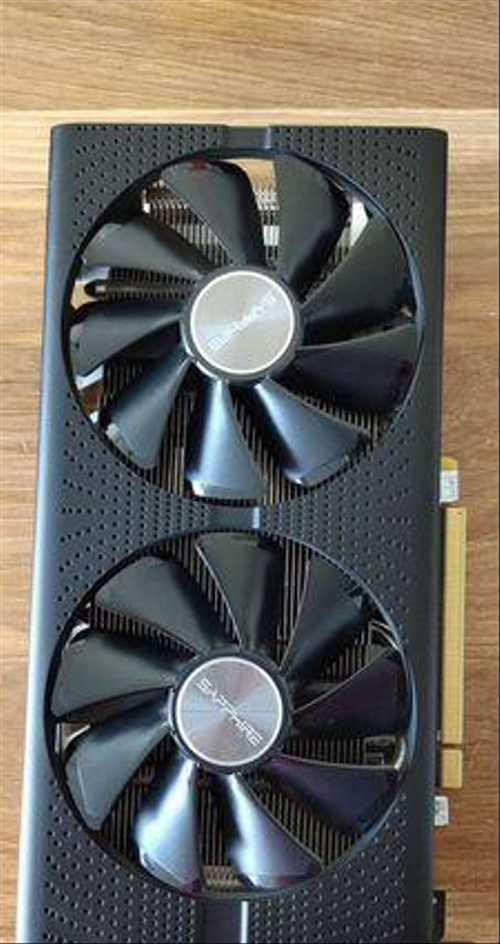 Sapphire Radeon RX580 8G Platinum Edition