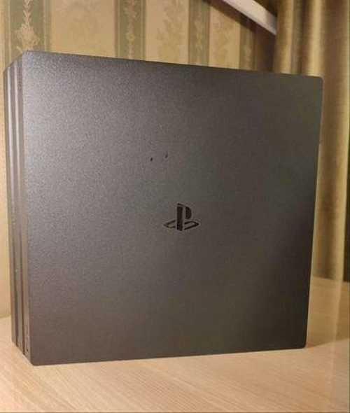Sony PS4 pro 1тб CUH-70108B