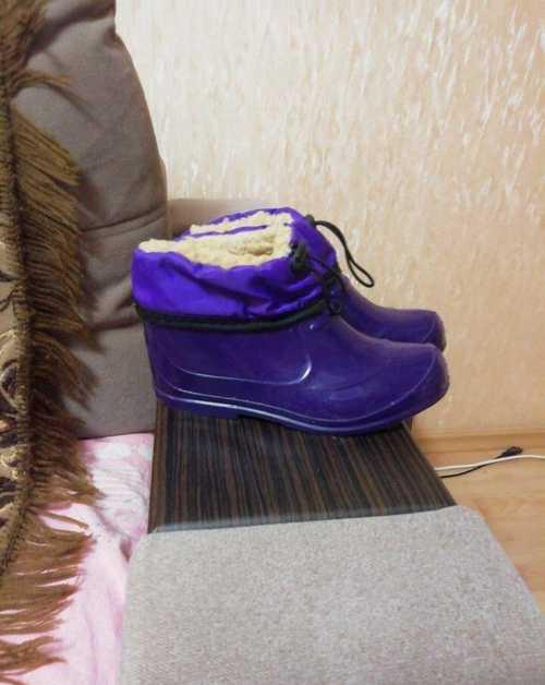 Резиновые утепленные боты