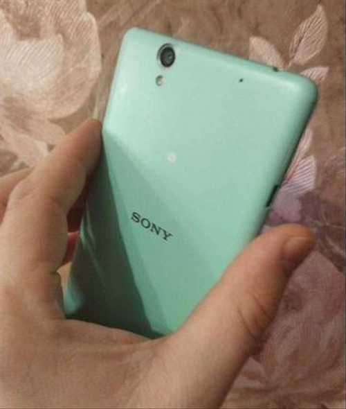 Телефон Sony С4