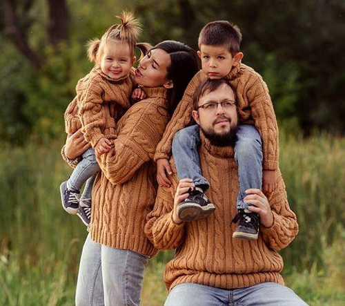 Свитера фемили лук
