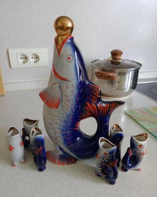 Кувшин с рюмками-рыбки СССР