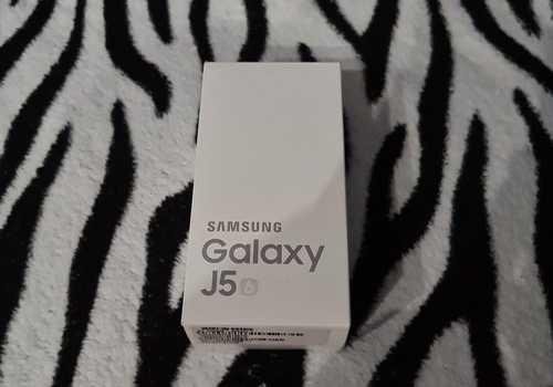 Коробка наушники провод от Samsung J5