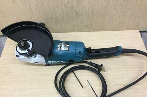 Угловая makita ga9020. Makita ga9020 б/у. Шлифмашина б у. Makita ga9020 сломана.