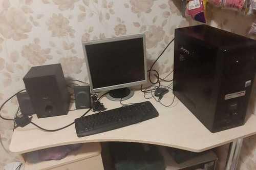 Компьютер+акустика+клавиатура+мышка+камера