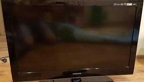 ЖК-телевизор Диагональ 32" (81 см) Samsung Full HD
