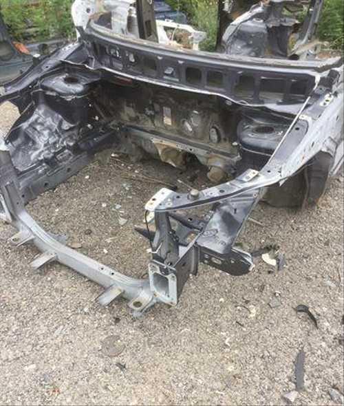 Лонжерон левый перед Mitsubishi Outlander XL