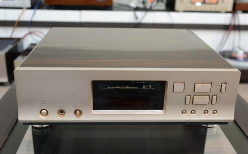 Luxman D-7