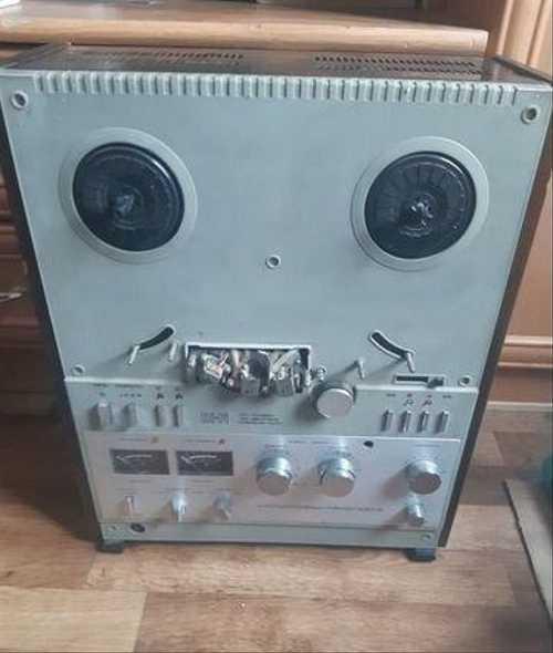 Катушечный магнитофон союз 111 СССР