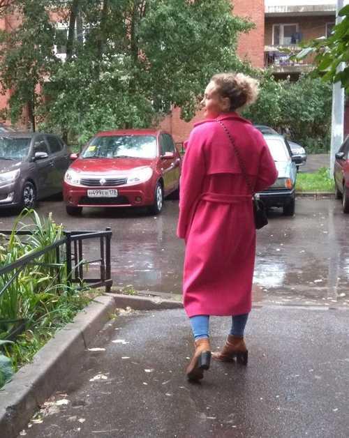 Пальто розовое из Финляндии