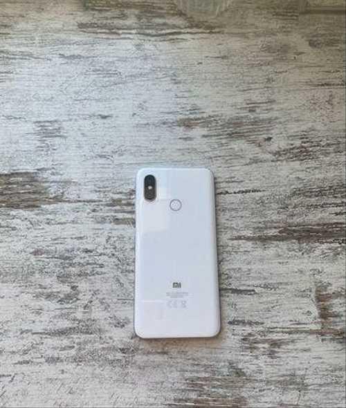 Смартфон Xiaomi Mi8 6/64 белый