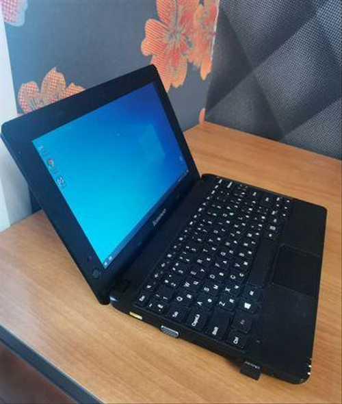 Нетбук lenovo E10-30