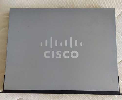 Коммутатор Cisco SF200-48