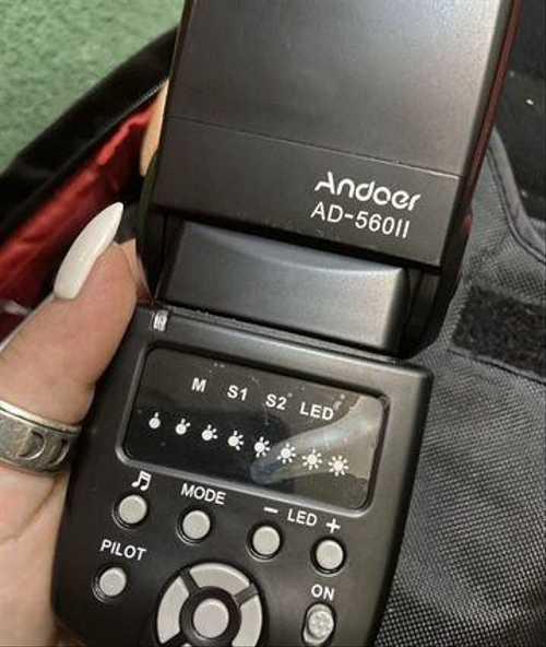 Вспышка Andoer ad-560